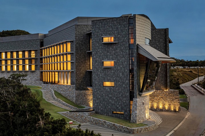 Lab 4 exterior | Okinawa Institute of Science and Technology OIST