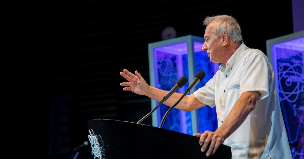 Peter Gruss speaking at OIST anniversary | Okinawa Institute of Science ...