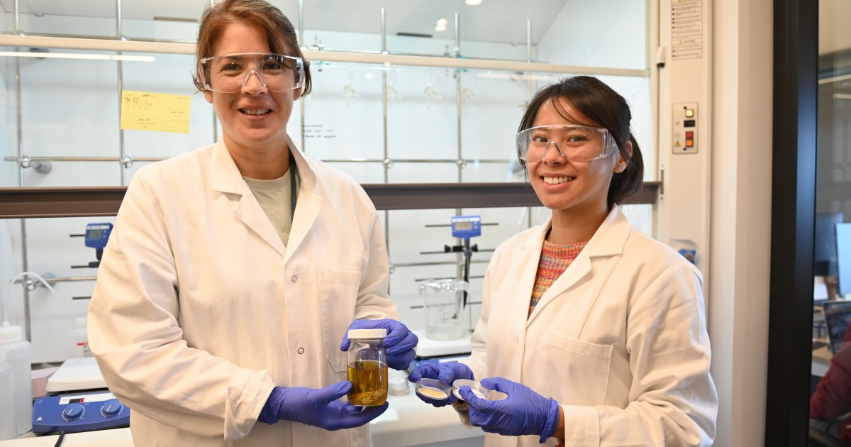 ラスカム教授と博士研究心のファン博士 | 沖縄科学技術大学院大学（OIST）