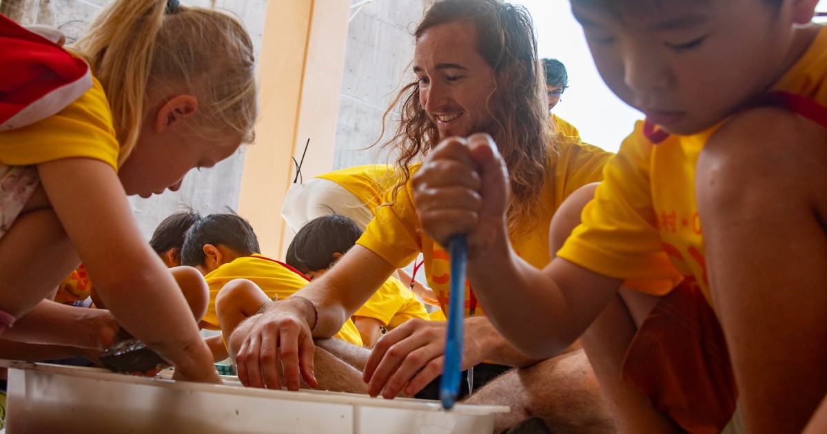 nnp Outreach OIST Onna Childrens School 2 | Okinawa Institute of Science and Technology OIST