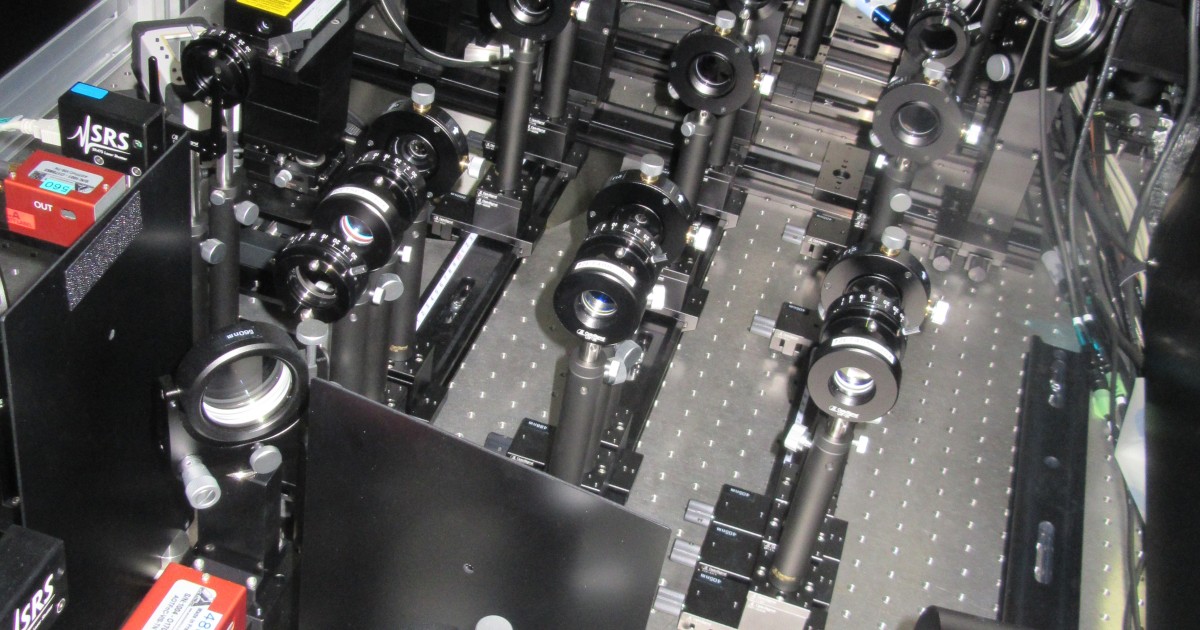 The single-molecule fluorescence microscope station | Okinawa Institute ...